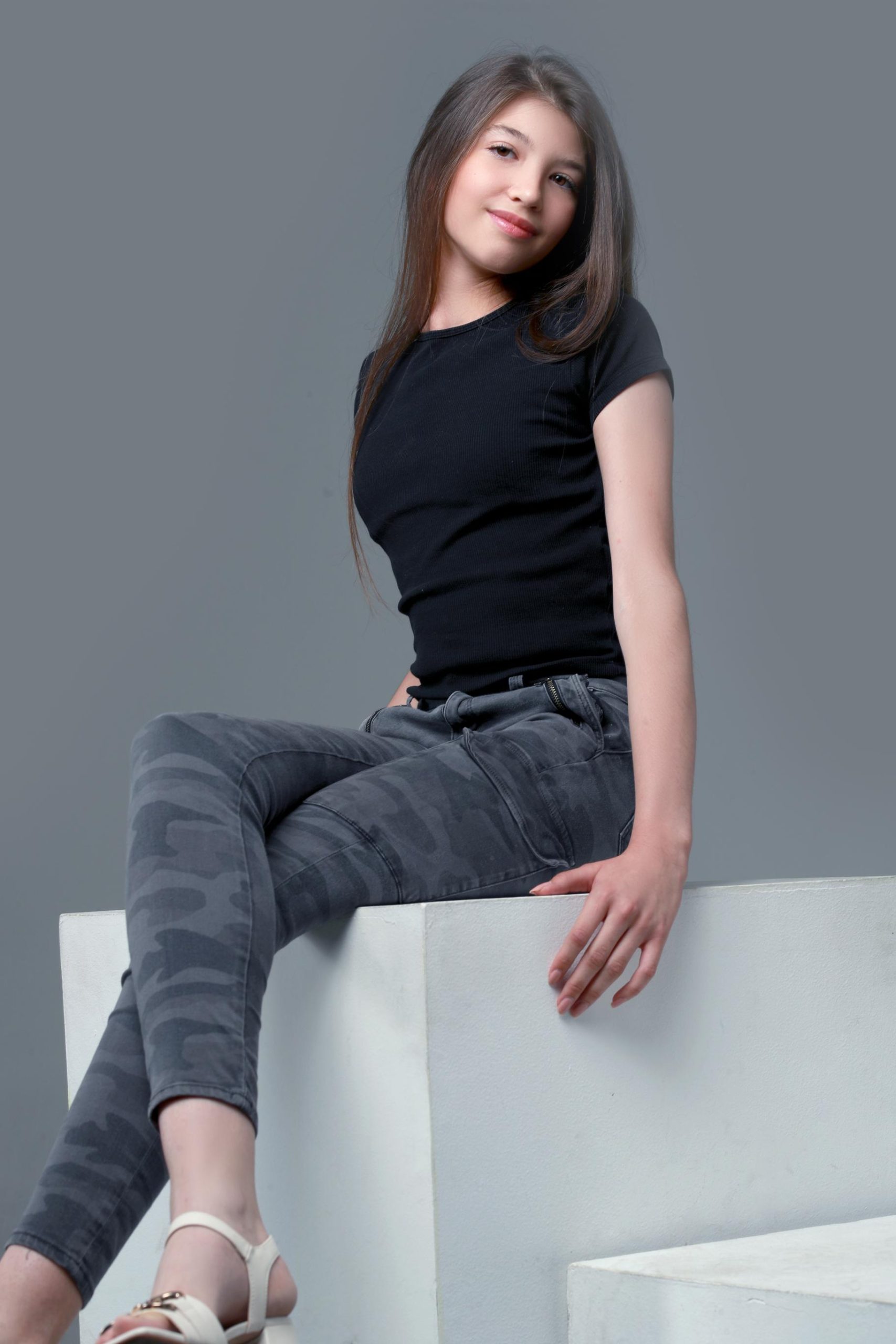 UNA MILOVANOVIC (2) | Modna agencija Select