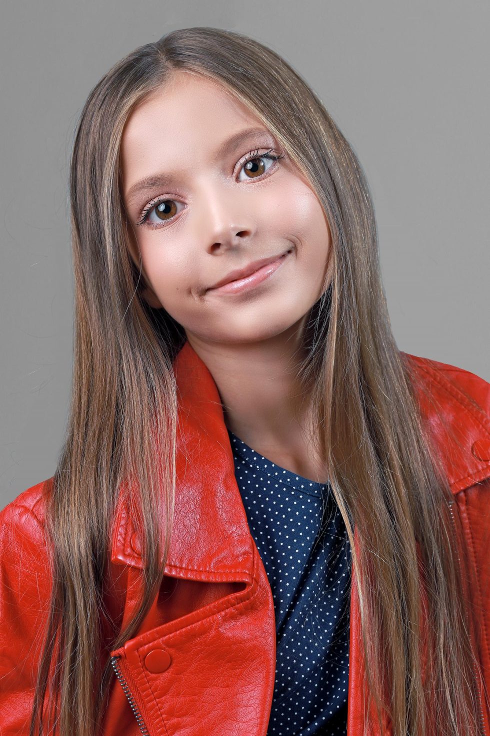 LARA K. | Modna agencija Select